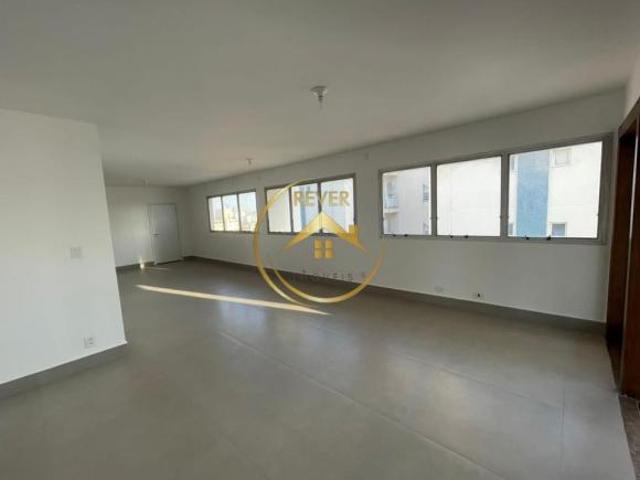 Apartamento para venda em Cambuí de 248.00m² com 3 Quartos, 1 Suite e 3 Garagens