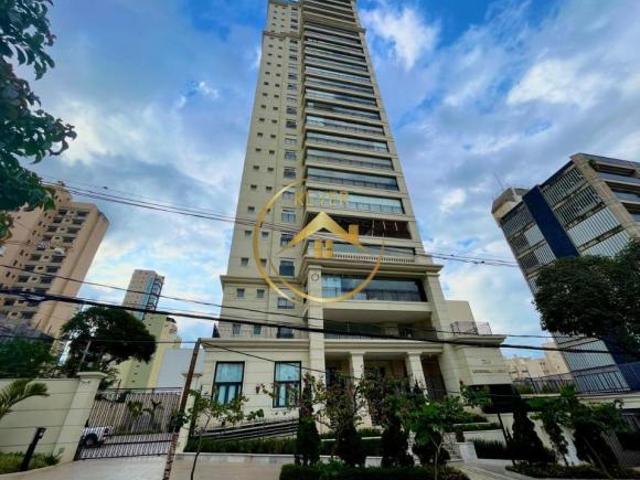 Apartamento para venda em Cambuí de 256.00m² com 3 Quartos, 3 Suites e 4 Garagens