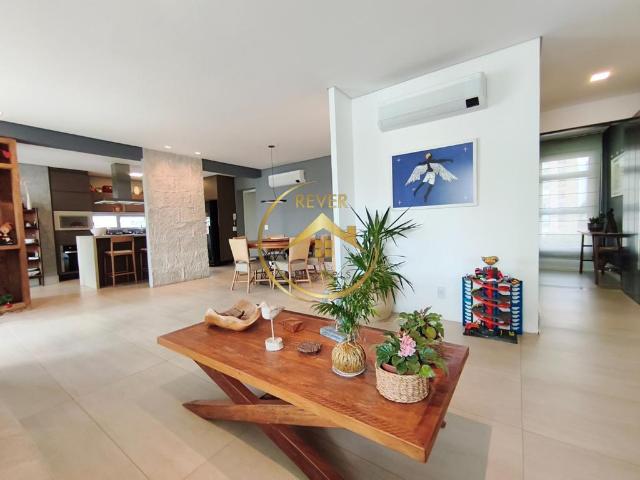 Apartamento para venda em Cambuí em Campinas São Paulo de 213.00m² com 3 Quartos, 3 Suítes e 4 Garagens