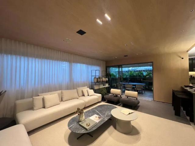 Apartamento para Venda em Campinas/SP Cambuí 3 Quartos