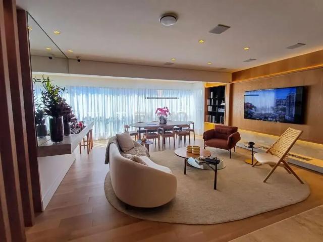 Apartamento para Venda em Campinas/SP Cambuí 3 Quartos