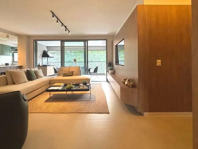 Apartamento para Venda em Campinas/SP Cambuí 3 Quartos