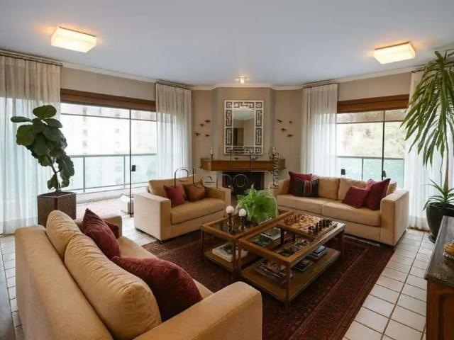 Apartamento para Venda em Campinas/SP Cambuí 4 Quartos