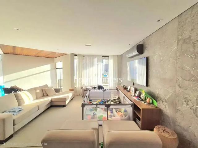 Apartamento para Venda em Campinas/SP Cambuí 4 Quartos