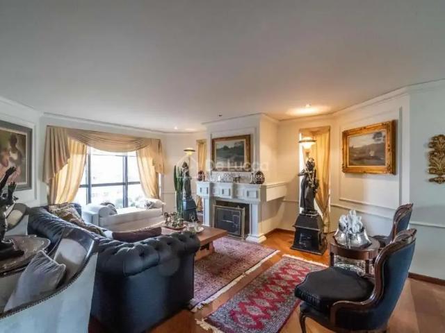 Apartamento para Venda em Campinas/SP Cambuí 4 Quartos