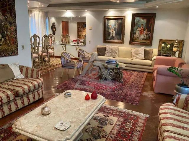 Apartamento para Venda em Campinas/SP Cambuí 4 Quartos