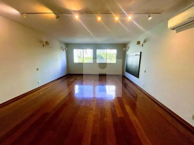 Apartamento para Venda em Campinas/SP Vila Itapura 3 Quartos