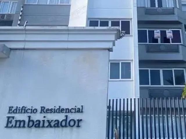 Apartamento para Venda em Campo Mourão/PR Centro 4 Quartos