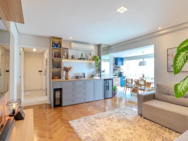 Apartamento para venda em Campo Belo com 3 quartos, sendo 1 suíte, 108m²