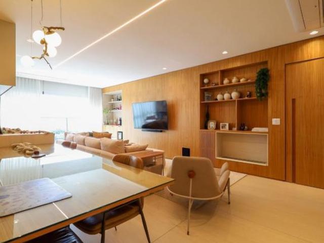 Apartamento para venda em Campo Belo com 3 quartos, sendo 3 suítes, 125m²