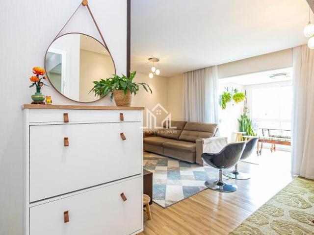 Apartamento para venda em Campo Comprido de 132.00m² com 4 Quartos, 1 Suite e 2 Garagens