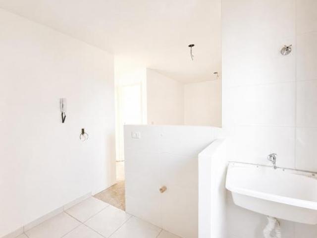 Apartamento para Venda em Campo Largo, Jardim Itaqui, 2 dormitórios, 1 banheiro, 1 vaga