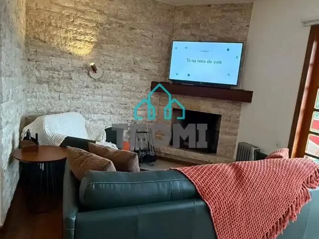 Apartamento para Venda em Campos do Jordão/SP Vila Floresta 3 Quartos
