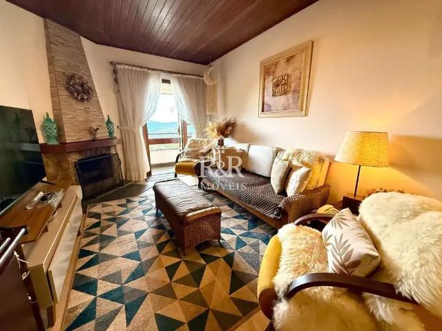Apartamento para Venda em Campos do Jordão/SP Alto do Capivari 3 Quartos
