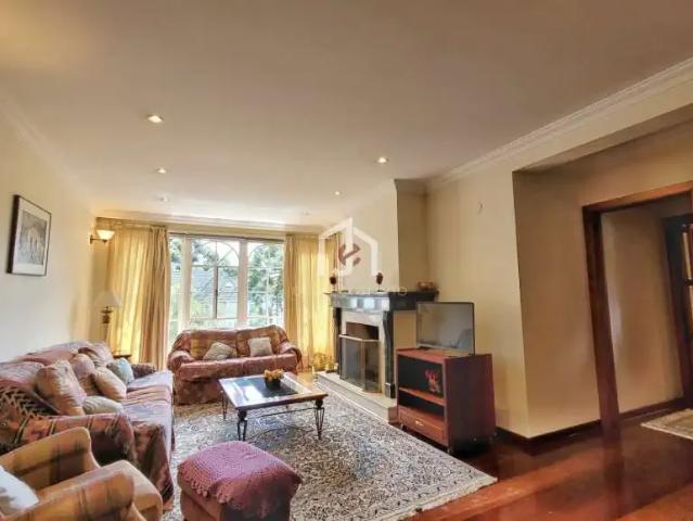 Apartamento para Venda em Campos do Jordão/SP Capivari 4 Quartos