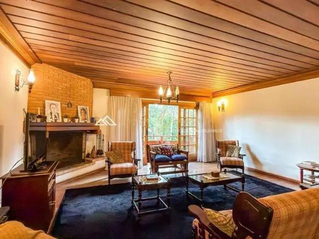Apartamento para Venda em Campos do Jordão/SP Capivari 3 Quartos