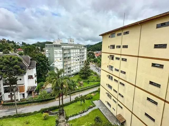 Apartamento para Venda em Campos do Jordão/SP Capivari 3 Quartos