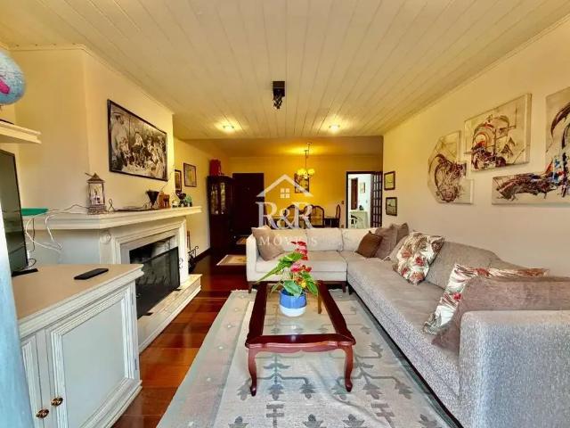 Apartamento para Venda em Campos do Jordão/SP Morro do Elefante 3 Quartos