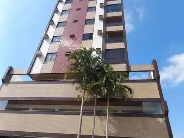 Apartamento para Venda em Campos dos Goytacazes/RJ Centro 3 Quartos