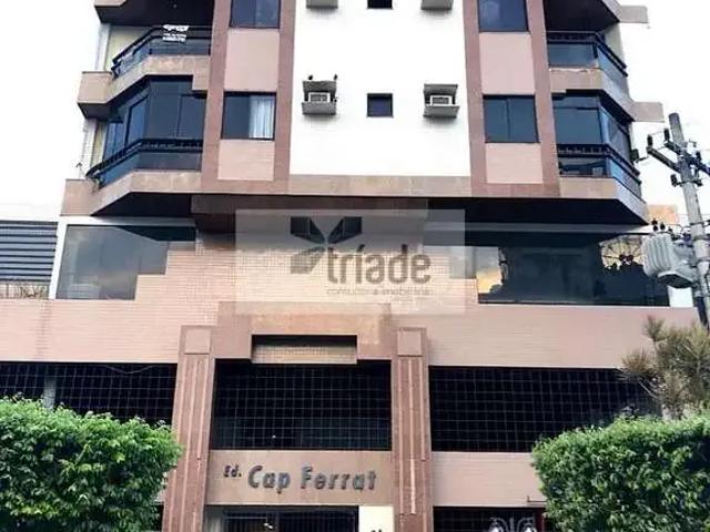 Apartamento para Venda em Campos dos Goytacazes/RJ Centro 3 Quartos