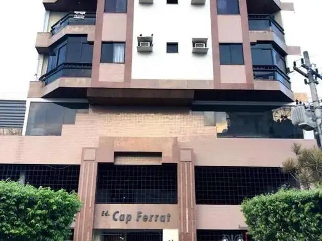 Apartamento para Venda em Campos dos Goytacazes/RJ Centro 3 Quartos