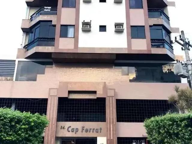 Apartamento para Venda em Campos dos Goytacazes/RJ Centro 3 Quartos