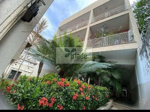 Apartamento para Venda em Campos dos Goytacazes/RJ Centro 3 Quartos
