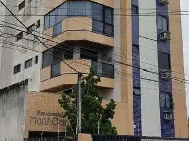 Apartamento para Venda em Campos dos Goytacazes/RJ Centro 3 Quartos