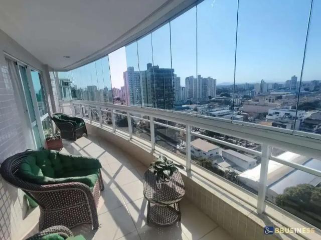 Apartamento para Venda em Campos dos Goytacazes/RJ Centro 3 Quartos