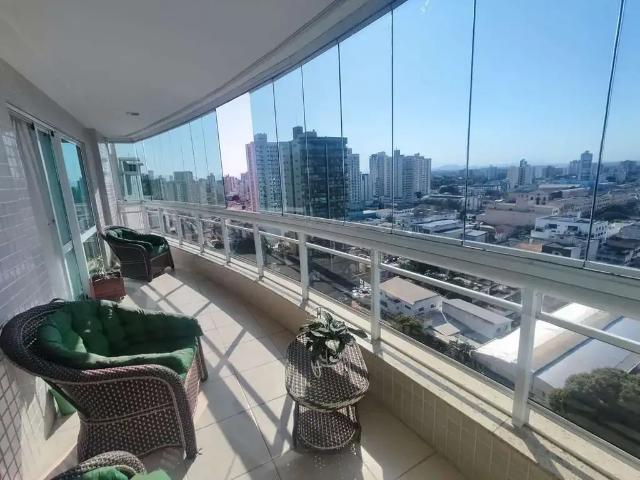 Apartamento para Venda em Campos dos Goytacazes/RJ Centro 3 Quartos