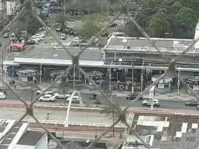 Apartamento para Venda em Campos dos Goytacazes/RJ Centro 3 Quartos