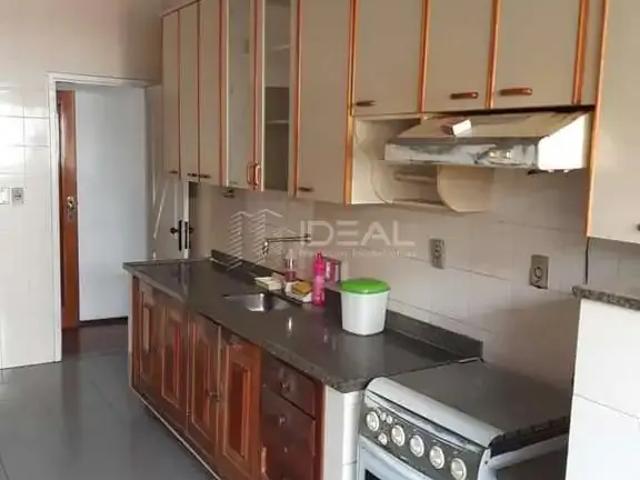 Apartamento para Venda em Campos dos Goytacazes/RJ Centro 3 Quartos