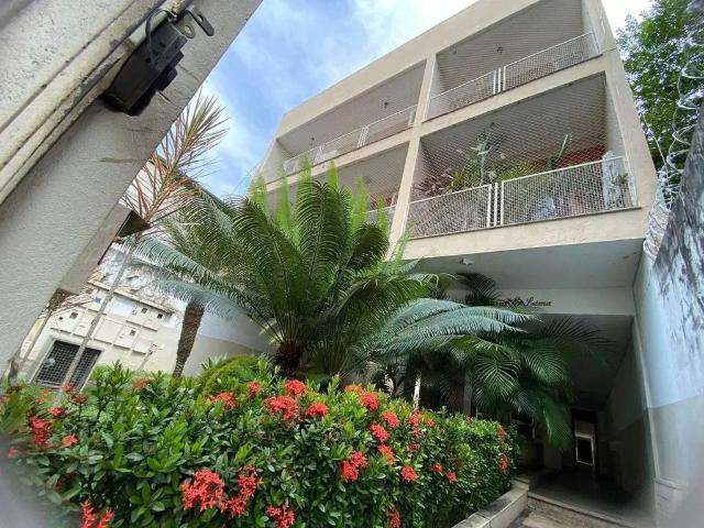Apartamento para Venda em Campos dos Goytacazes/RJ Centro 3 Quartos