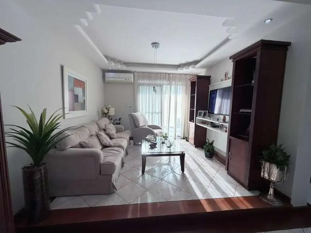 Apartamento para Venda em Campos dos Goytacazes/RJ Parque Turf Club 3 Quartos