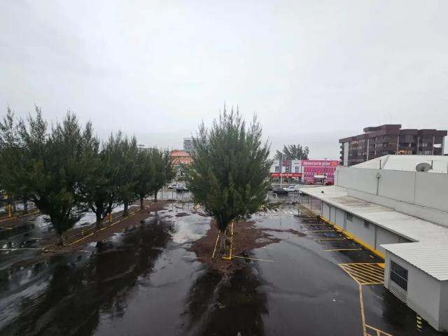 Apartamento para Venda em Capão da Canoa/RS Centro 2 Quartos