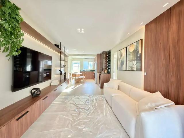 Apartamento para Venda em Capão da Canoa/RS Centro 2 Quartos