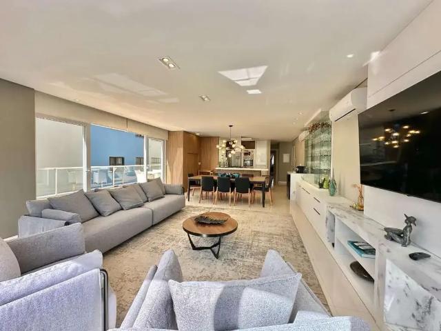 Apartamento para Venda em Capão da Canoa/RS Centro 4 Quartos
