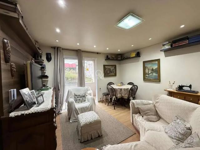 Apartamento para Venda em Caxias do Sul/RS Charqueadas 2 Quartos