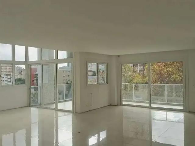 Apartamento para Venda em Caxias do Sul/RS Exposição 3 Quartos