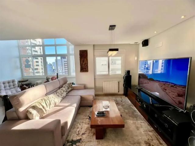 Apartamento para Venda em Caxias do Sul/RS Exposição 3 Quartos