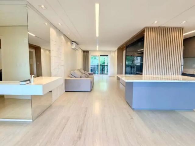 Apartamento para Venda em Caxias do Sul/RS Madureira 3 Quartos