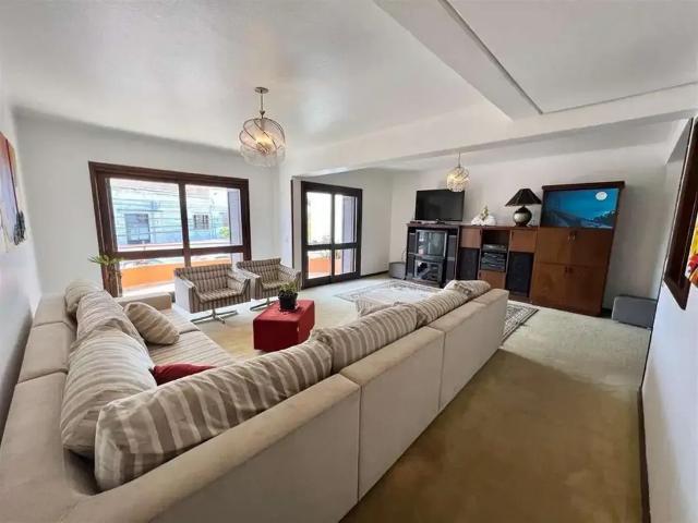 Apartamento para Venda em Caxias do Sul/RS Rio Branco 4 Quartos