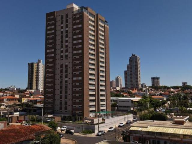 Apartamento para venda em Centro com 3 quartos, sendo 3 suítes, 180m²