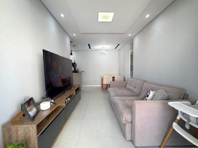Apartamento para venda em Centro com 2 quartos, sendo 1 suíte, 65m²