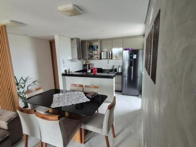 Apartamento para venda em Centro de 90.00m² com 3 Quartos, 1 Suite e 2 Garagens