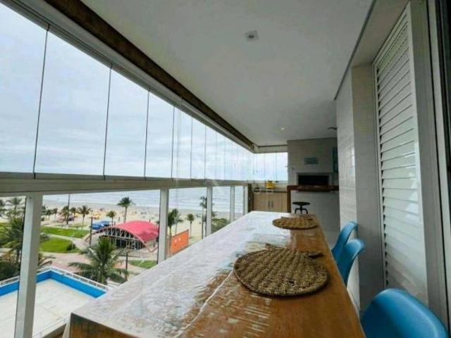 Apartamento para venda em Centro de 101.00m² com 3 Quartos, 2 Suites e 2 Garagens