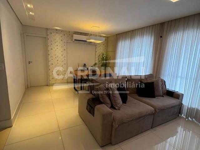 Apartamento para venda em Centro de 102.00m² com 3 Quartos, 1 Suite e 2 Garagens