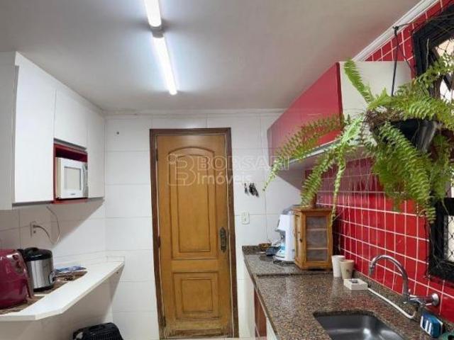 Apartamento para venda em Centro de 105.00m² com 3 Quartos, 1 Suite e 1 Garagem