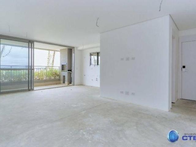 Apartamento para venda em Centro de 107.00m² com 3 Quartos, 1 Suite e 2 Garagens