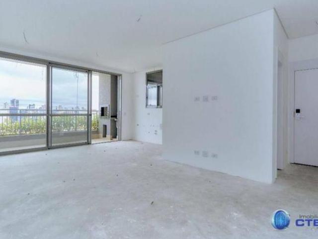Apartamento para venda em Centro de 107.00m² com 3 Quartos, 1 Suite e 2 Garagens